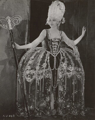 [Agnes Ayres in Cinderella sequence, "Forbidden Fruit"] | Amon Carter ...