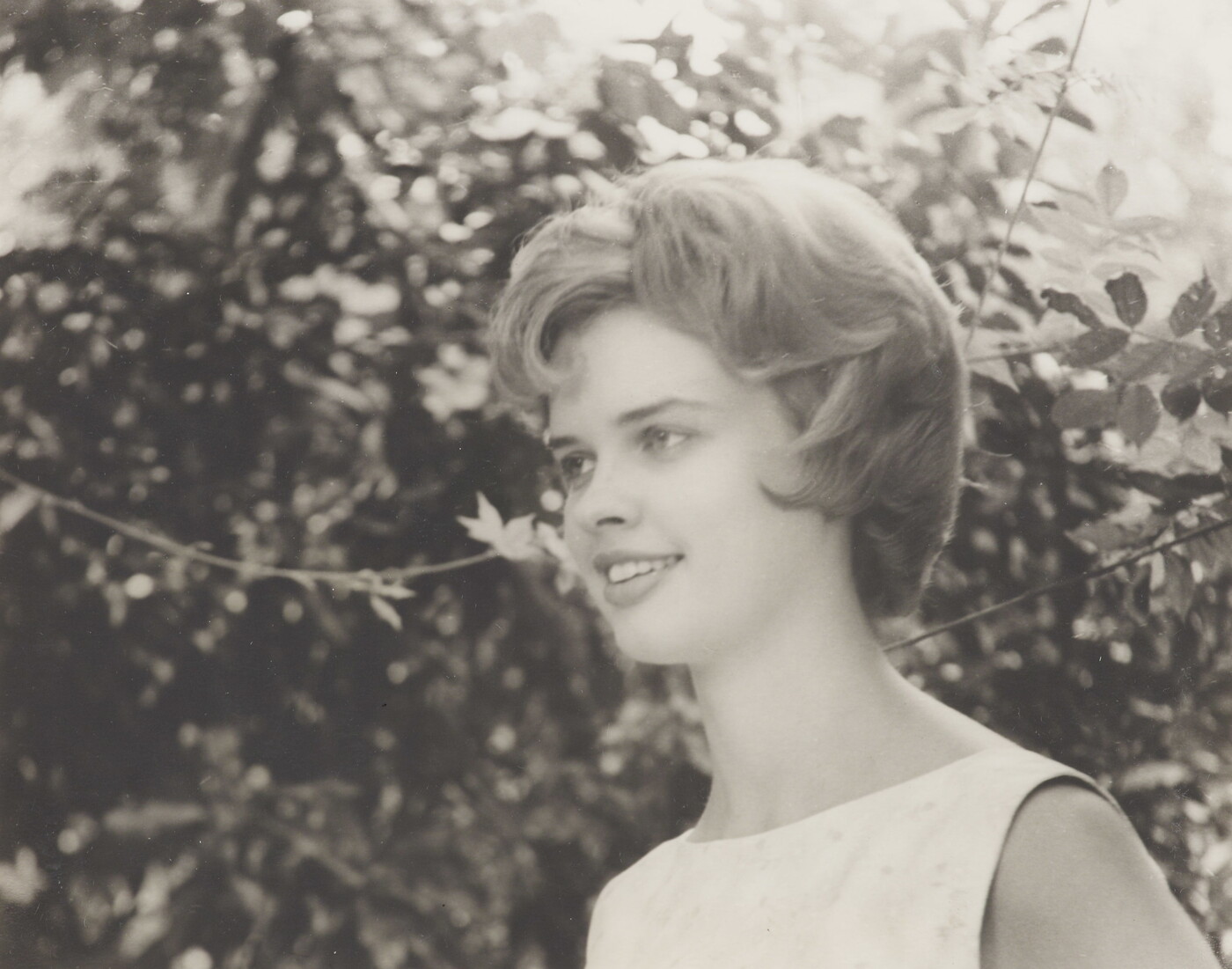 [Portrait of a young woman, possibly Susan Bartley] | Amon Carter ...